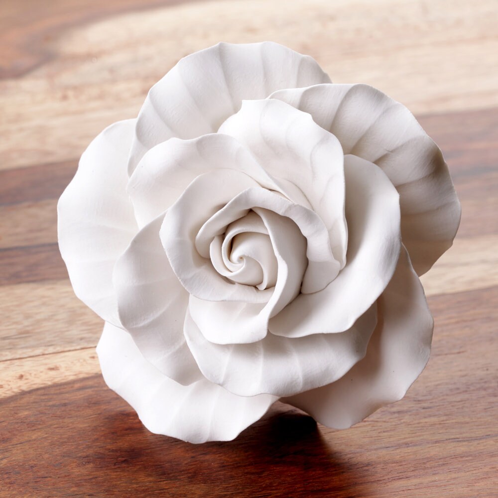 White Rose Sugar Flower Cake Topper | Assorted Size Gum Paste Flower ...