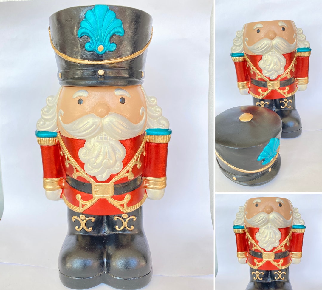 Nut Cracker Statue, Sculpture Decoration for Home Decoration, Suitable ...