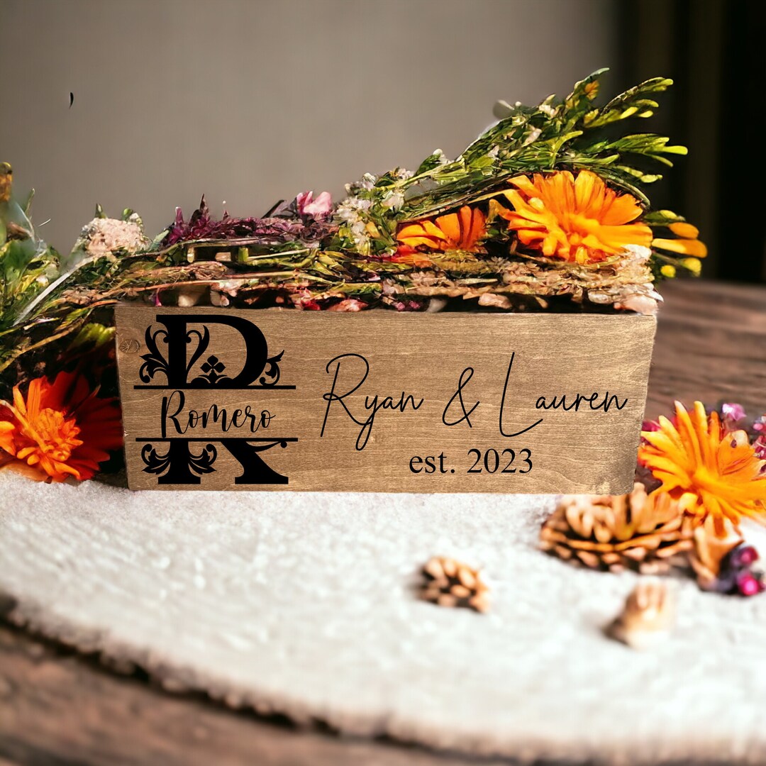 Couples Name Sign, Wedding Sign, Split Letter Sign, Valentines Day Gift ...