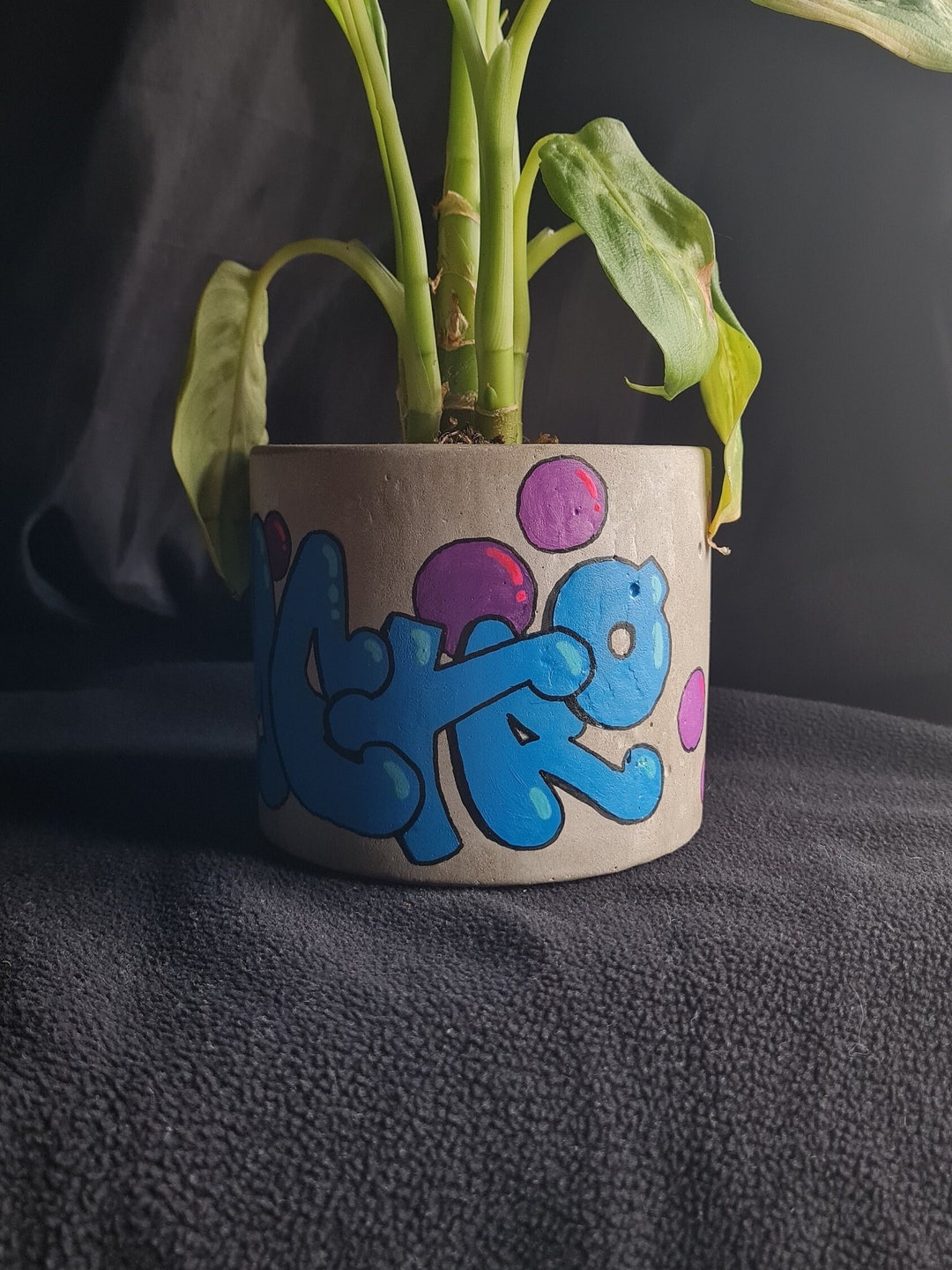 Graffiti Style / Planter / Storage / Graffiti / Handmade / Concrete ...