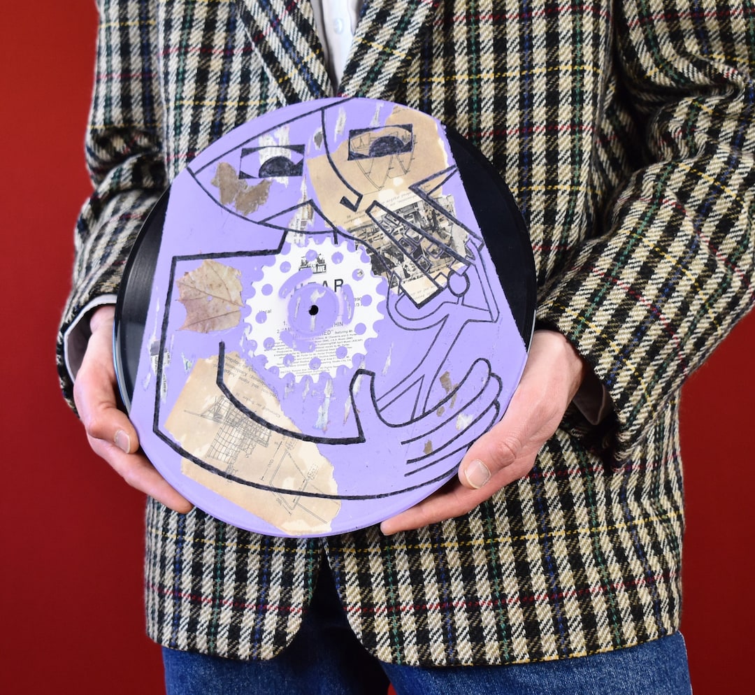 Artwork on Recycled Vintage Y2K Vinyl - Engraving - Decollage Home ...