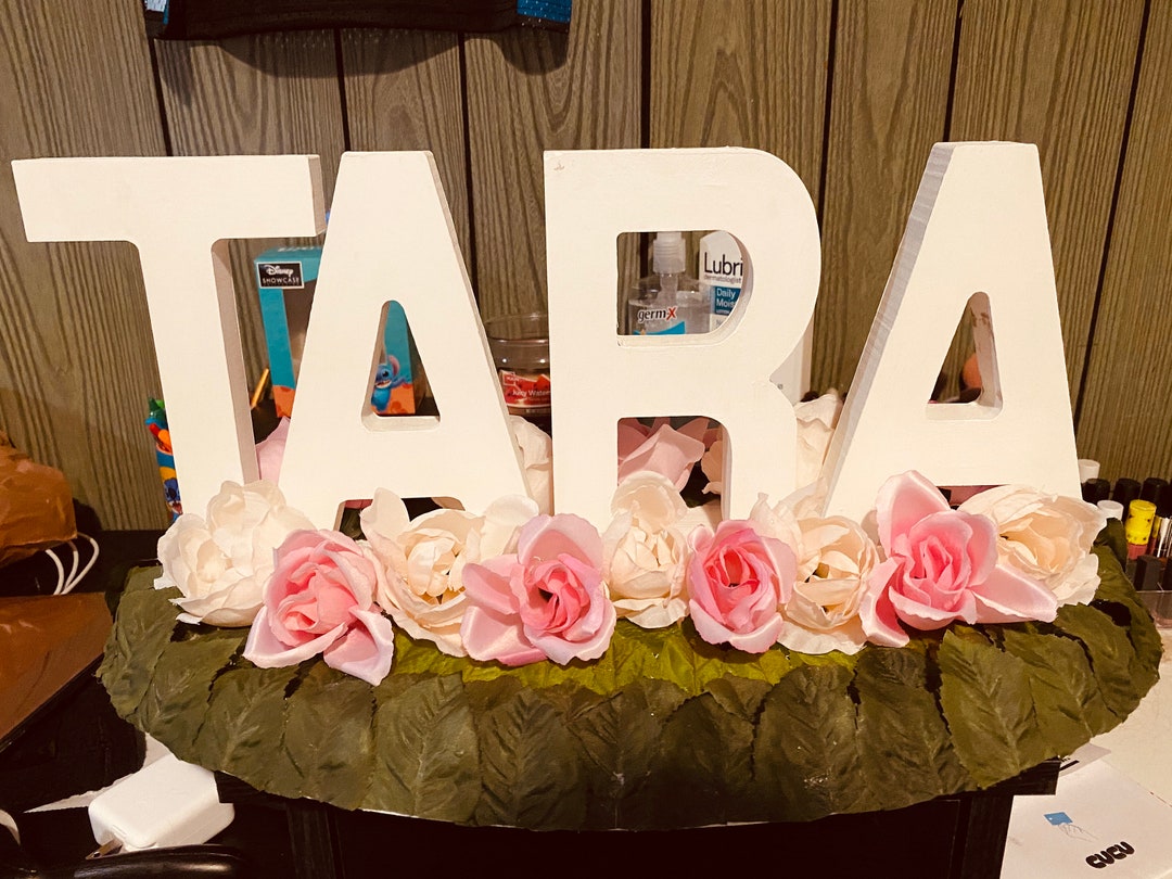 Name Centerpiece - Etsy