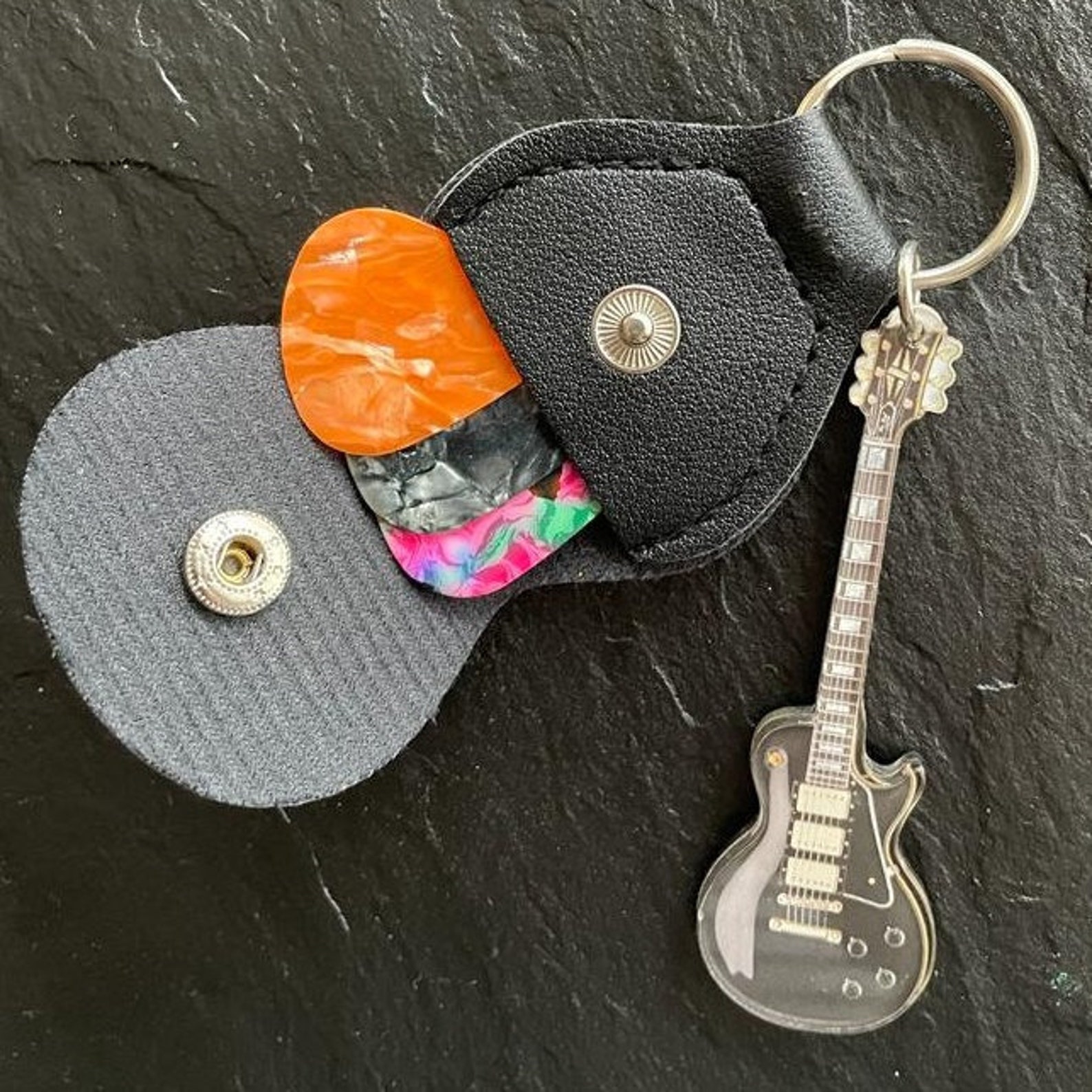 Electric Guitar Keychain With Pick Case and 3 Picks Included Guitarist ...
