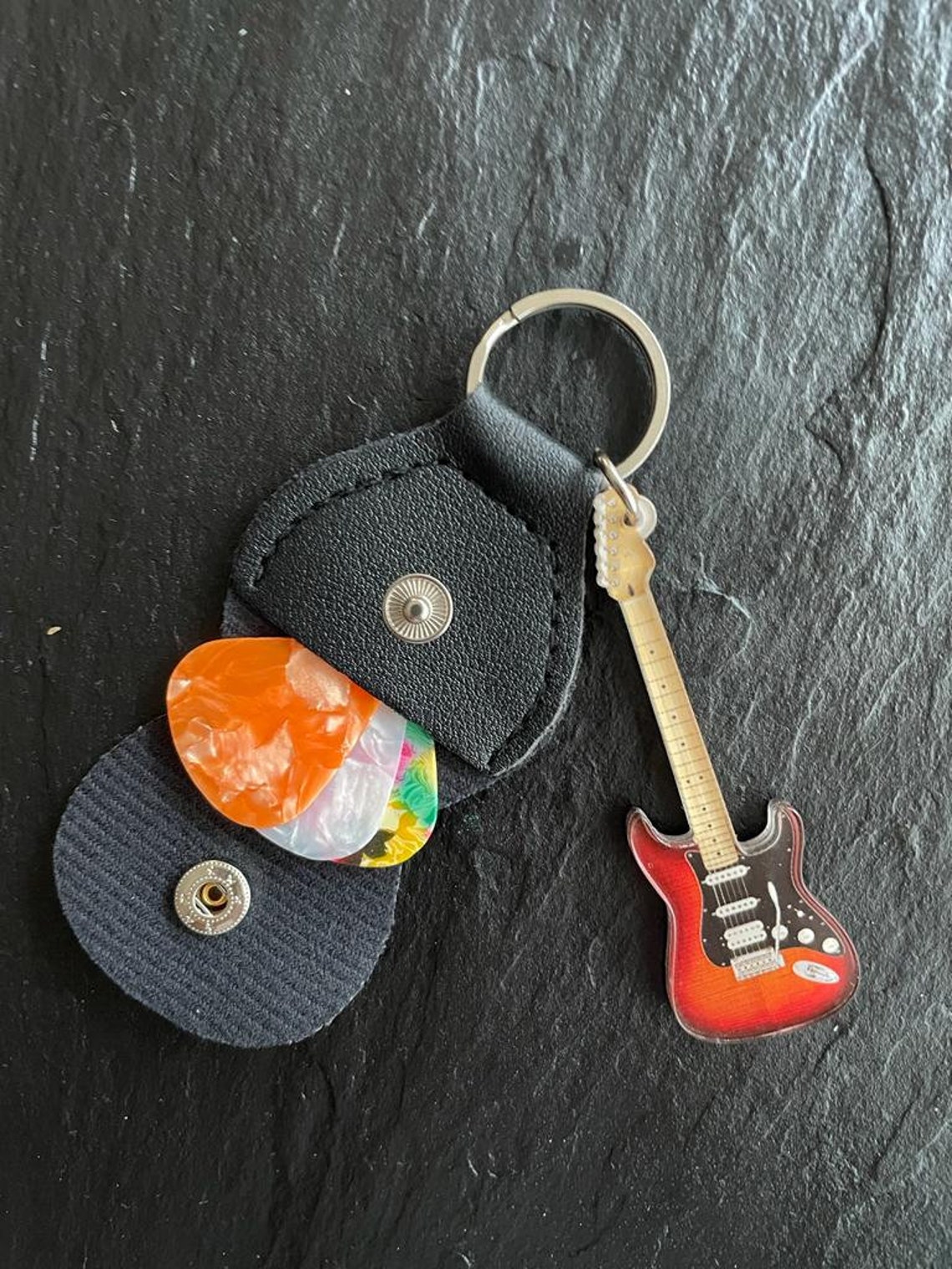 Fender Stratocaster HSH Electric Guitar Keychain With Pick Case and 3 ...