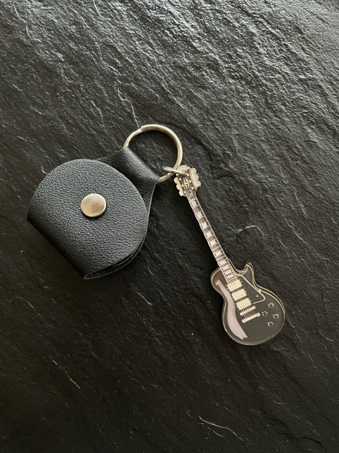 Gibson Black Beauty Electric Guitar Keychain With Pick Holder and 3 ...