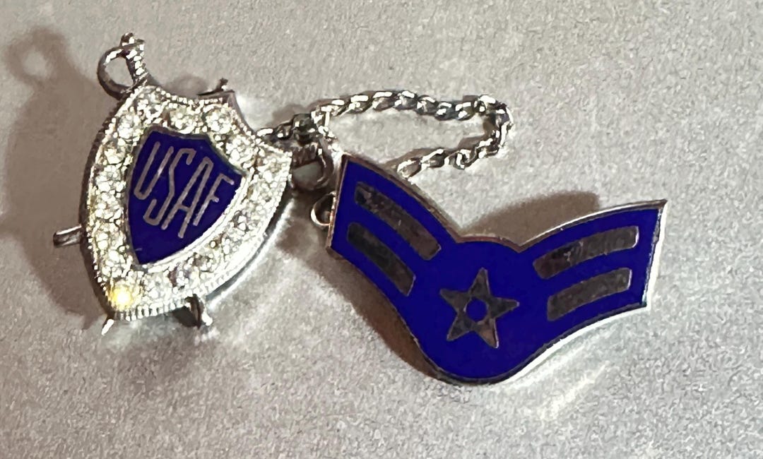 BEST OFFER; USAF Pins With Chain. United States Air Force - Etsy