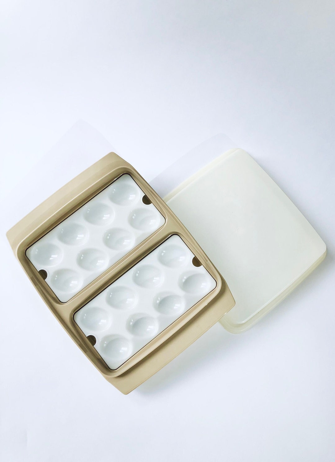 Vintage Plastic Tupperware Egg Container With Lid Divided Container Egg ...