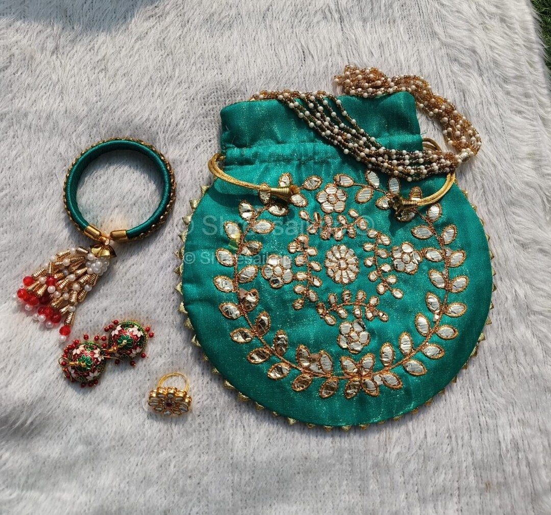 Wedding Favor Combo, Mehendi Haldi Favour, Bridesmaid Return Gifts ...