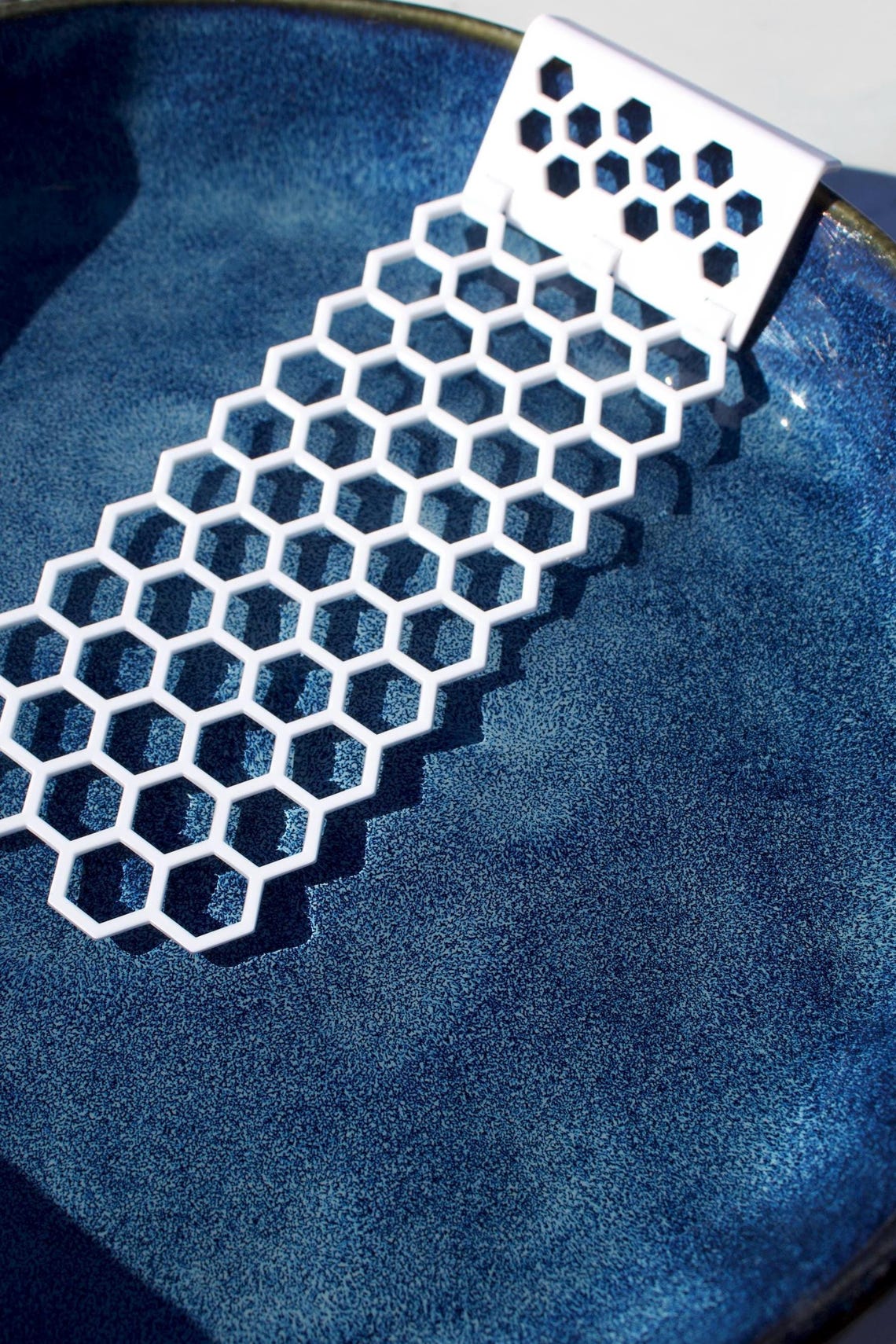 Floating Bee Ladder, Plastic Floating Bee Island for Drinking ...