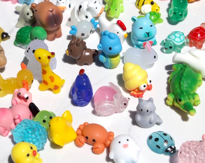 Vintage Plastic Animal Toy Collection: Circus & Farm Animals - 50 Piece ...