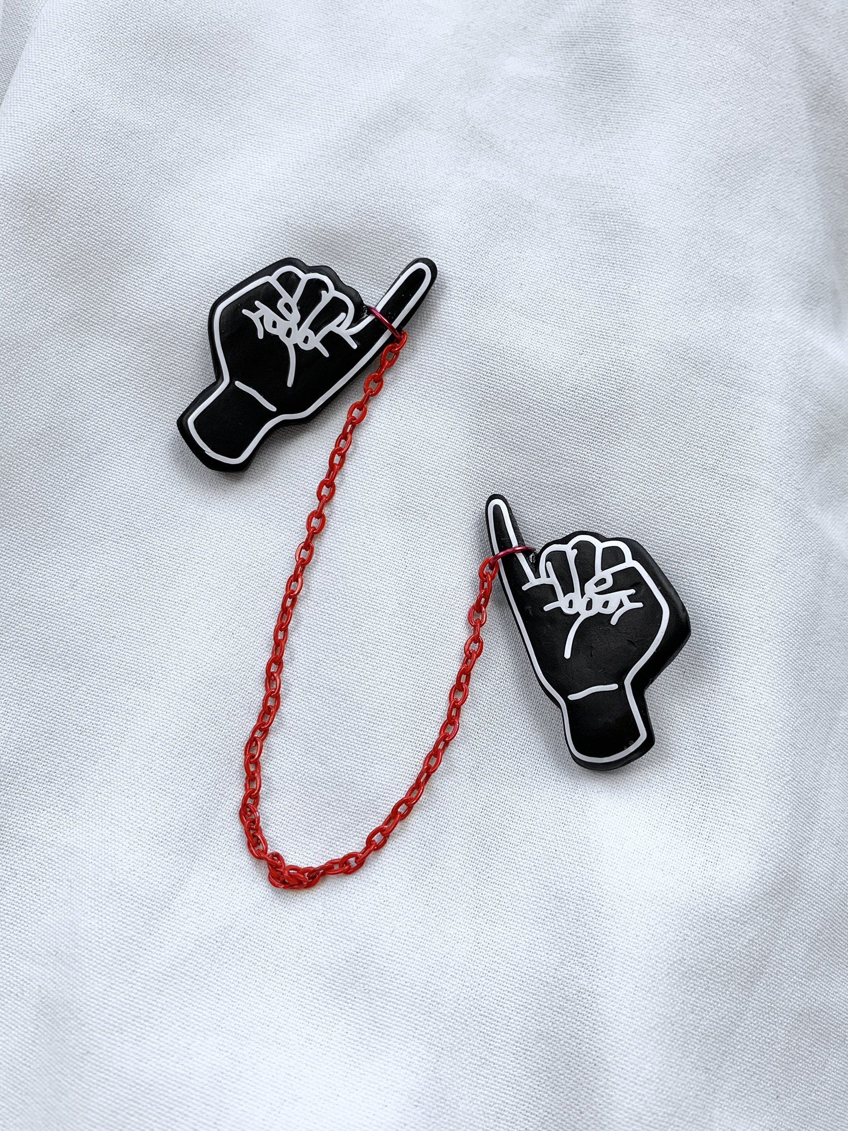 Red String of Fate Collar Pins Soulmate Pins Polymer Clay Brooch Cute ...