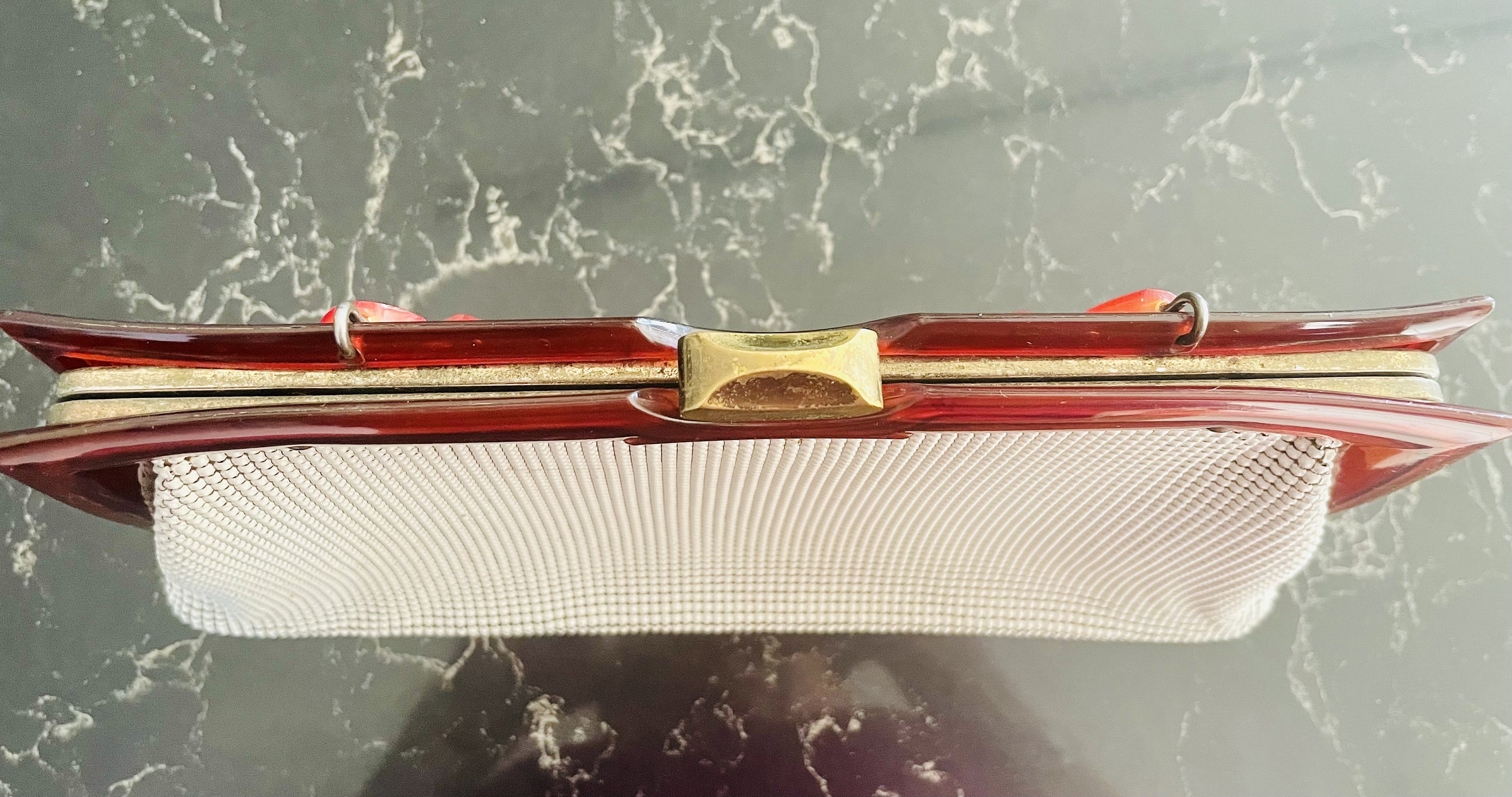 VINTAGE WHITING & DAVIS White Mesh, Metal, Red Bakelite Handle ...