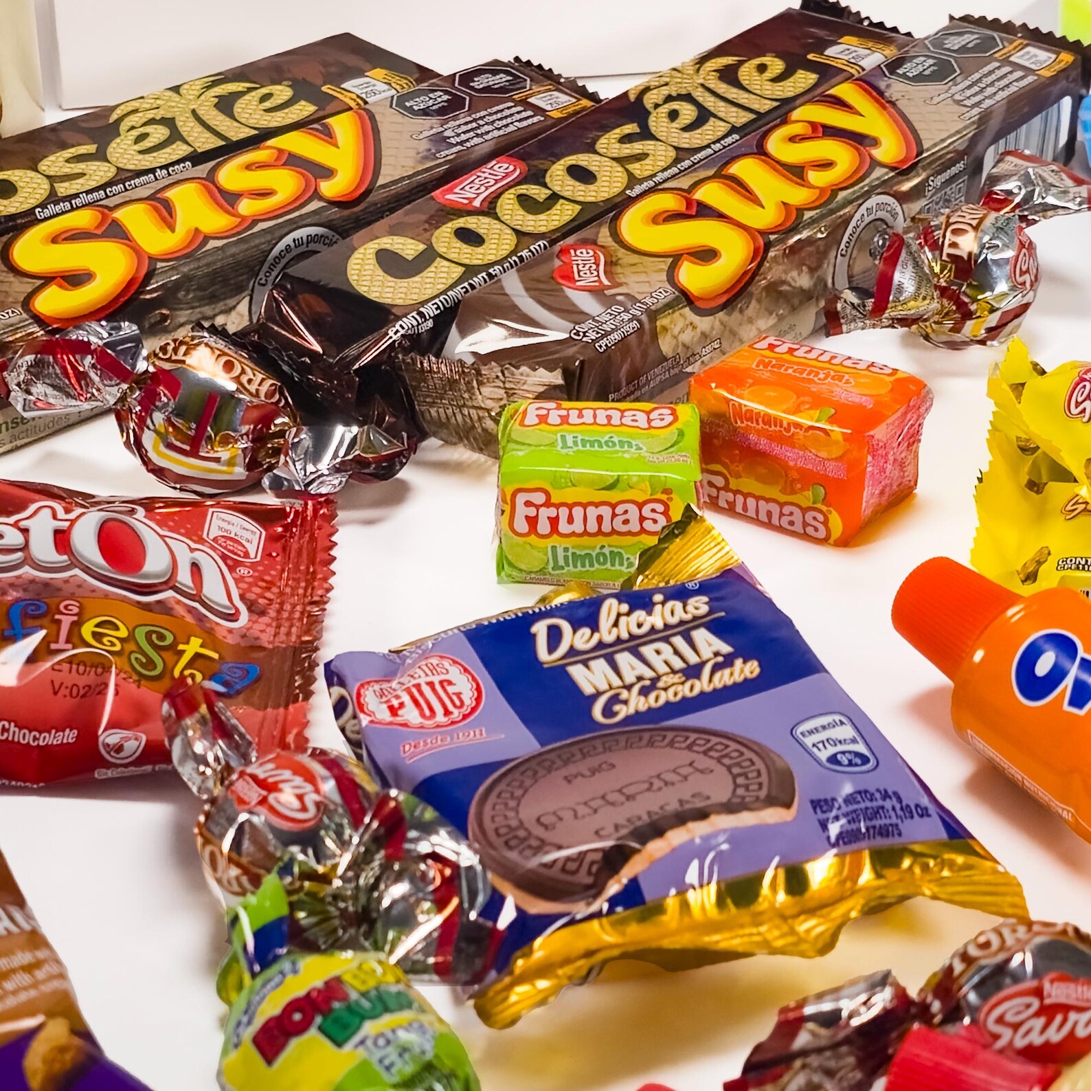 Venezuelan Snacks Gift Box: Iconic Candies & Treats - Etsy