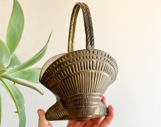 Vintage Solid Brass Shell Planter Pot / Basket - MCM Brass Accent ...