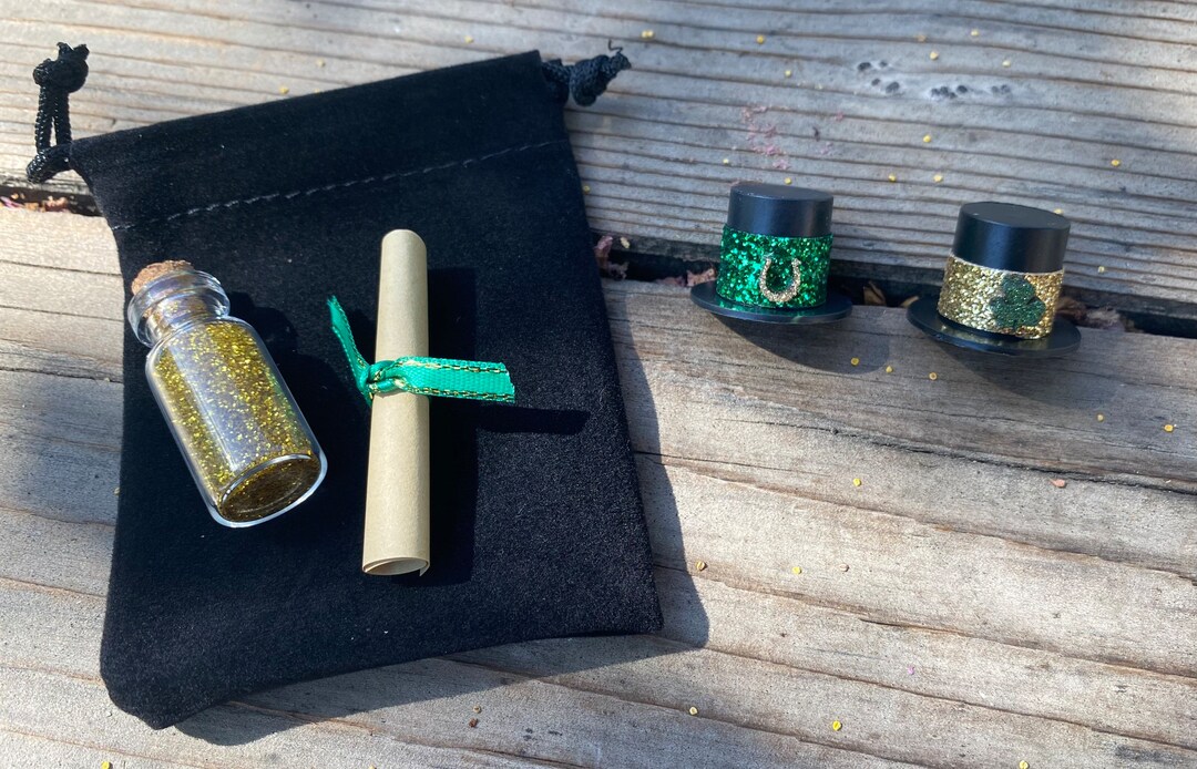 Leprechaun Trap Treasure Trinket Kit, for TWO Children With Horseshoe ...
