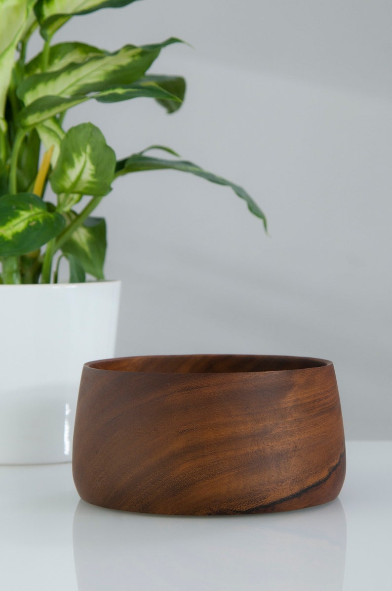 Medium Deep Wooden Bowl in Sapele Modern Design Decorative Bowl - Etsy
