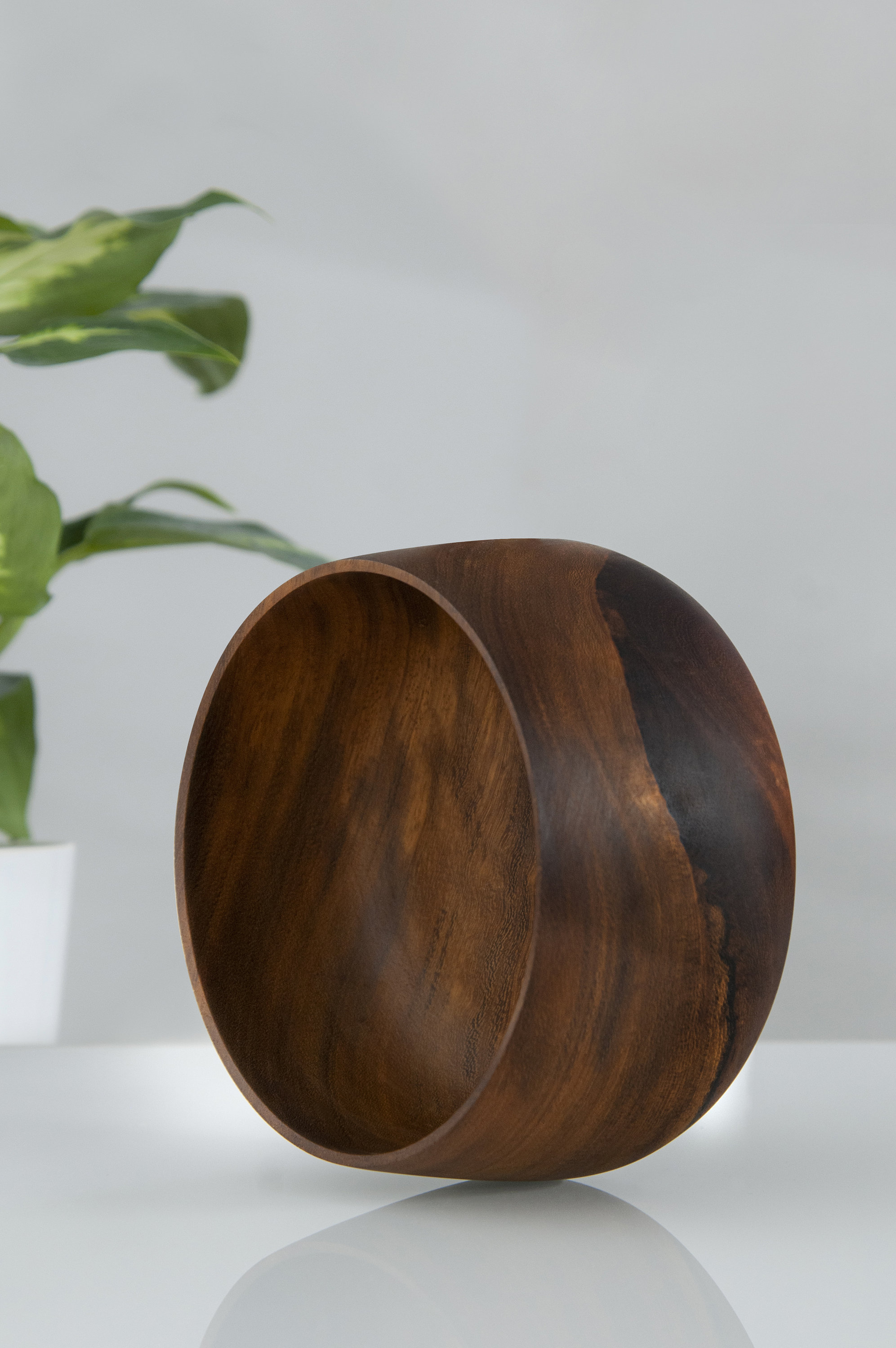 Medium Deep Wooden Bowl in Sapele Modern Design Decorative Bowl - Etsy