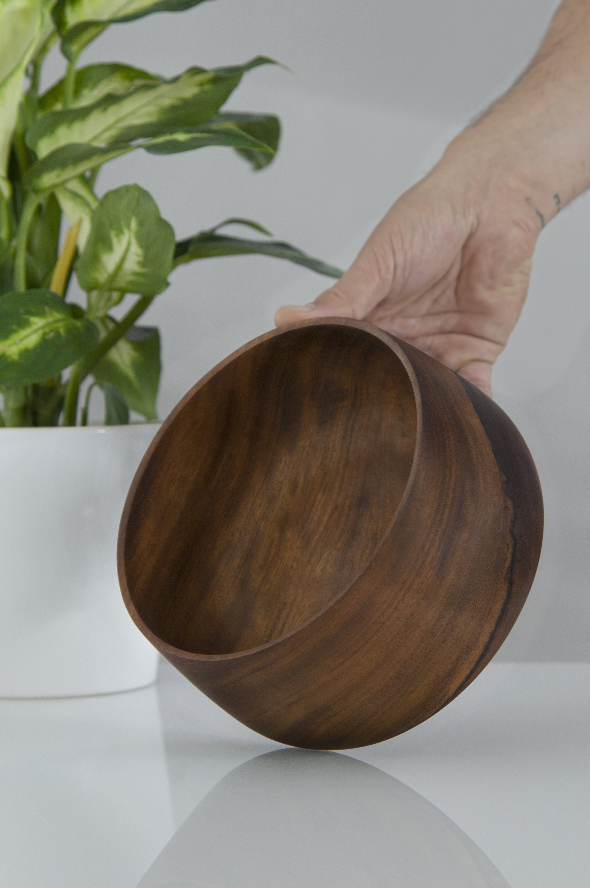Medium Deep Wooden Bowl in Sapele Modern Design Decorative Bowl - Etsy