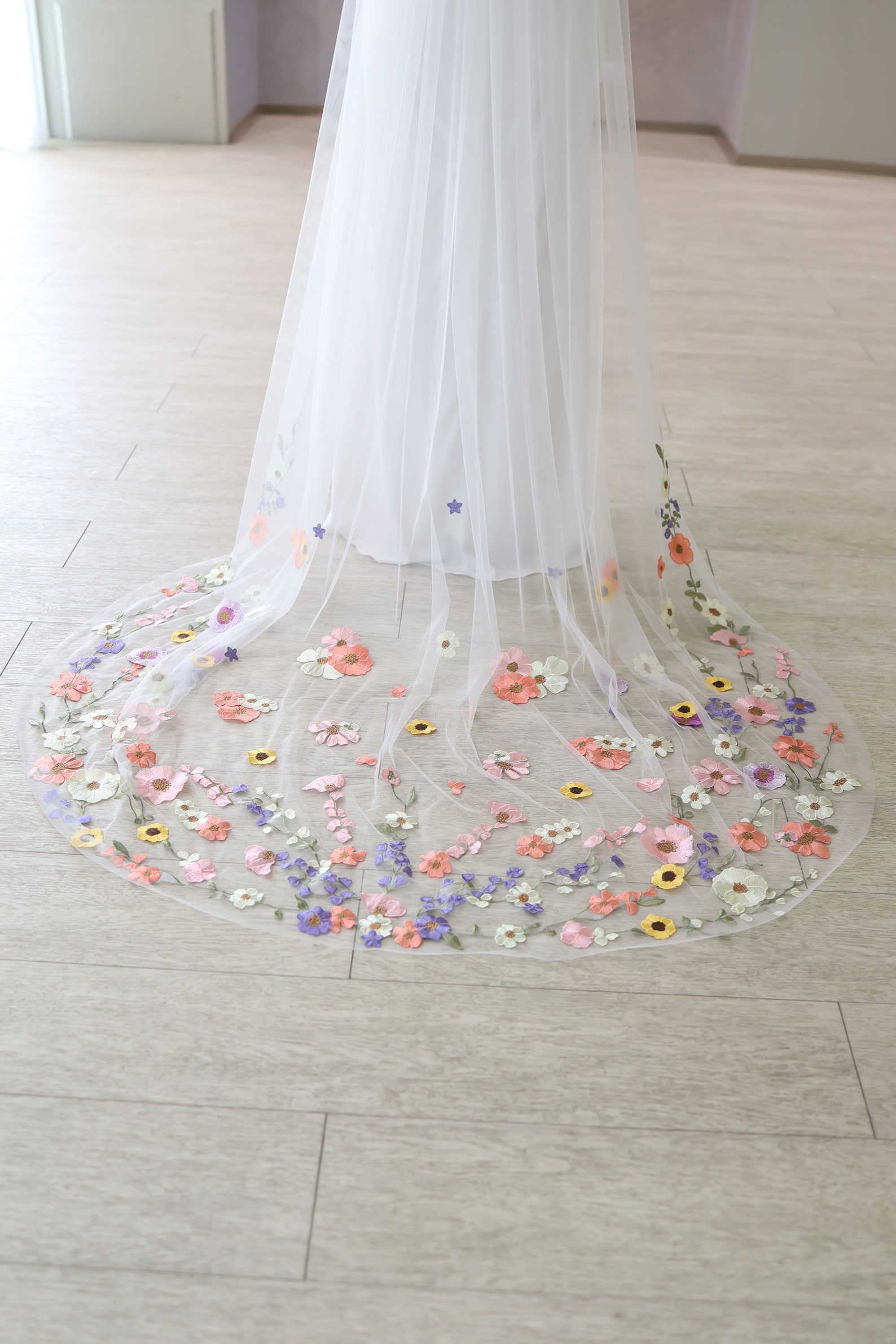 Floral Wedding Veil, Flower Cathedral Veil, Embroidered Veil With 3d ...