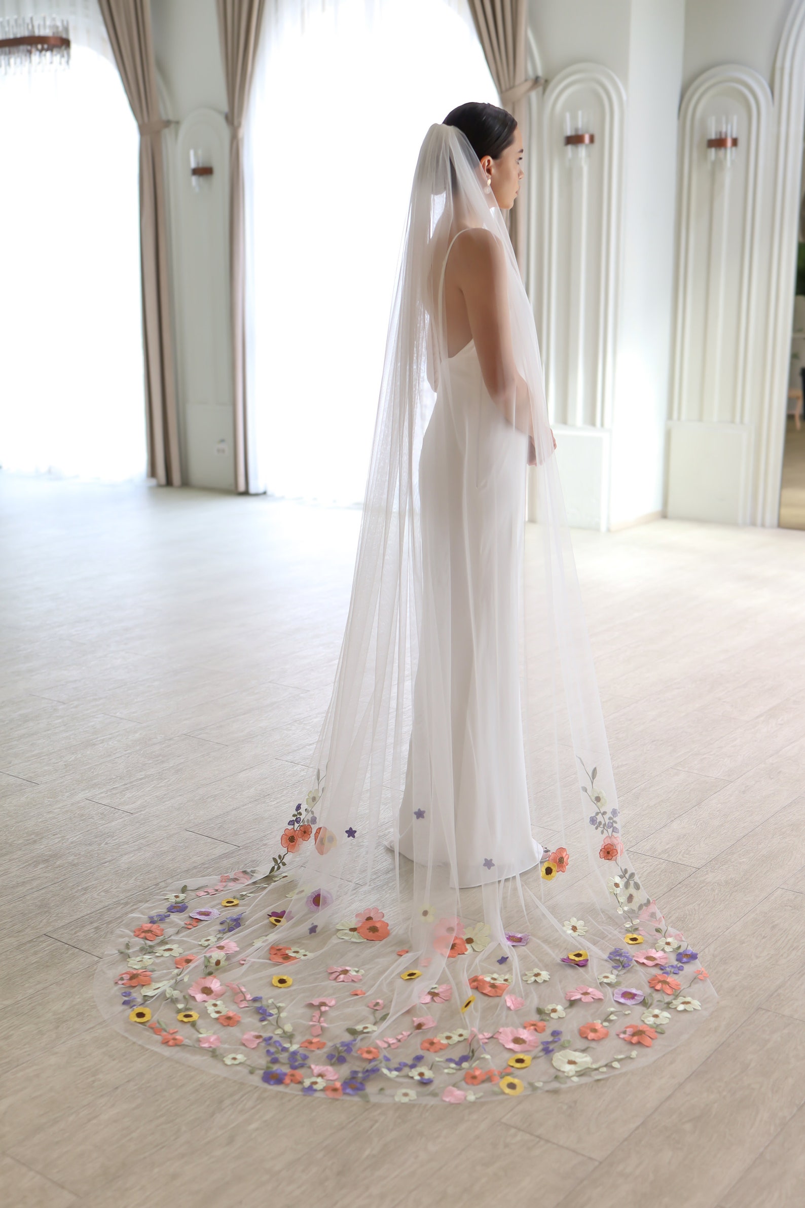 Floral Wedding Veil, Flower Cathedral Veil, Embroidered Veil With 3d ...