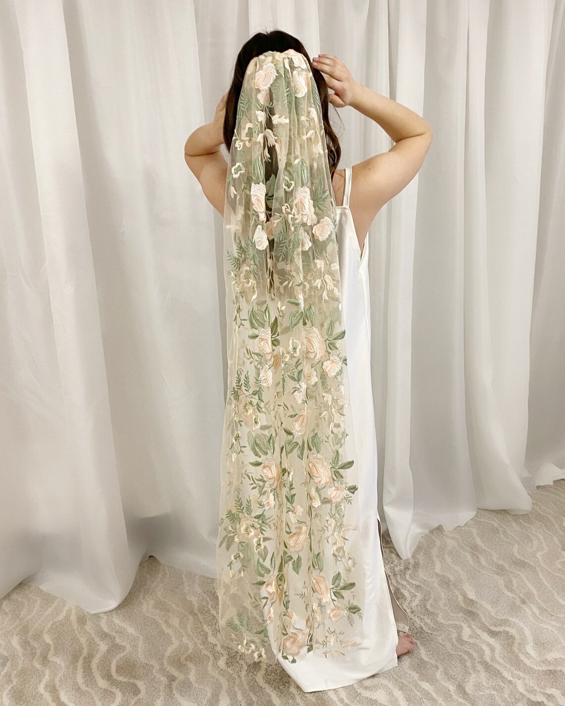 Floral Wedding Veil/embroidered Veil/flower Veil/unique - Etsy