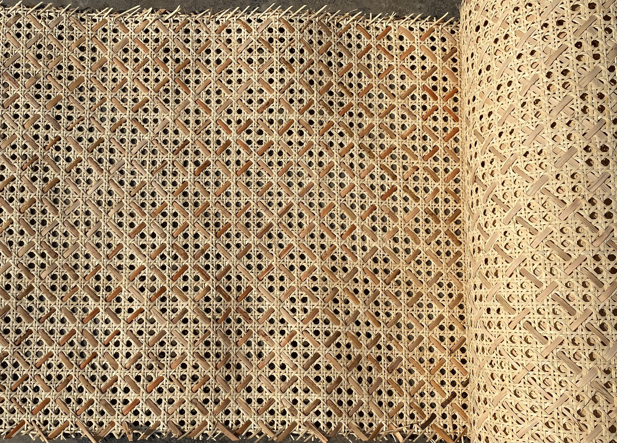 Luxury Premium Rhombic Pattern Natural Cane Sheet Rattan Closed Weave ...