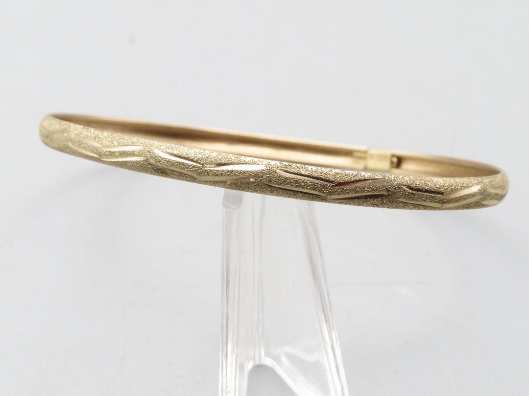 Vintage Estate 10k Yellow Gold Etched Flexible 4.2mm Bangle Bracelet ...