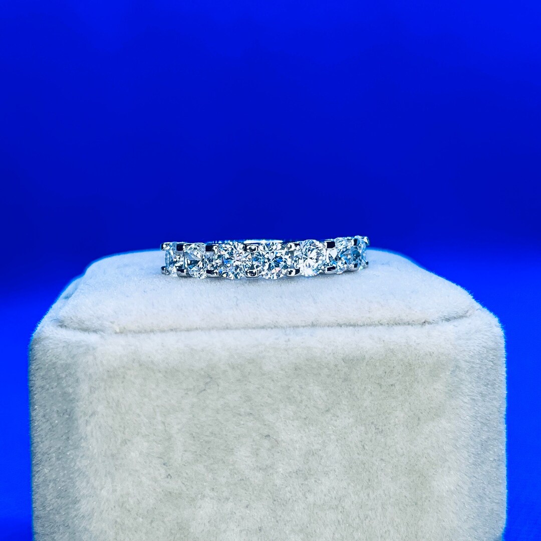 Seven-stone Eternity Ring 1.75 Carat White Sapphire Engagement Ring ...