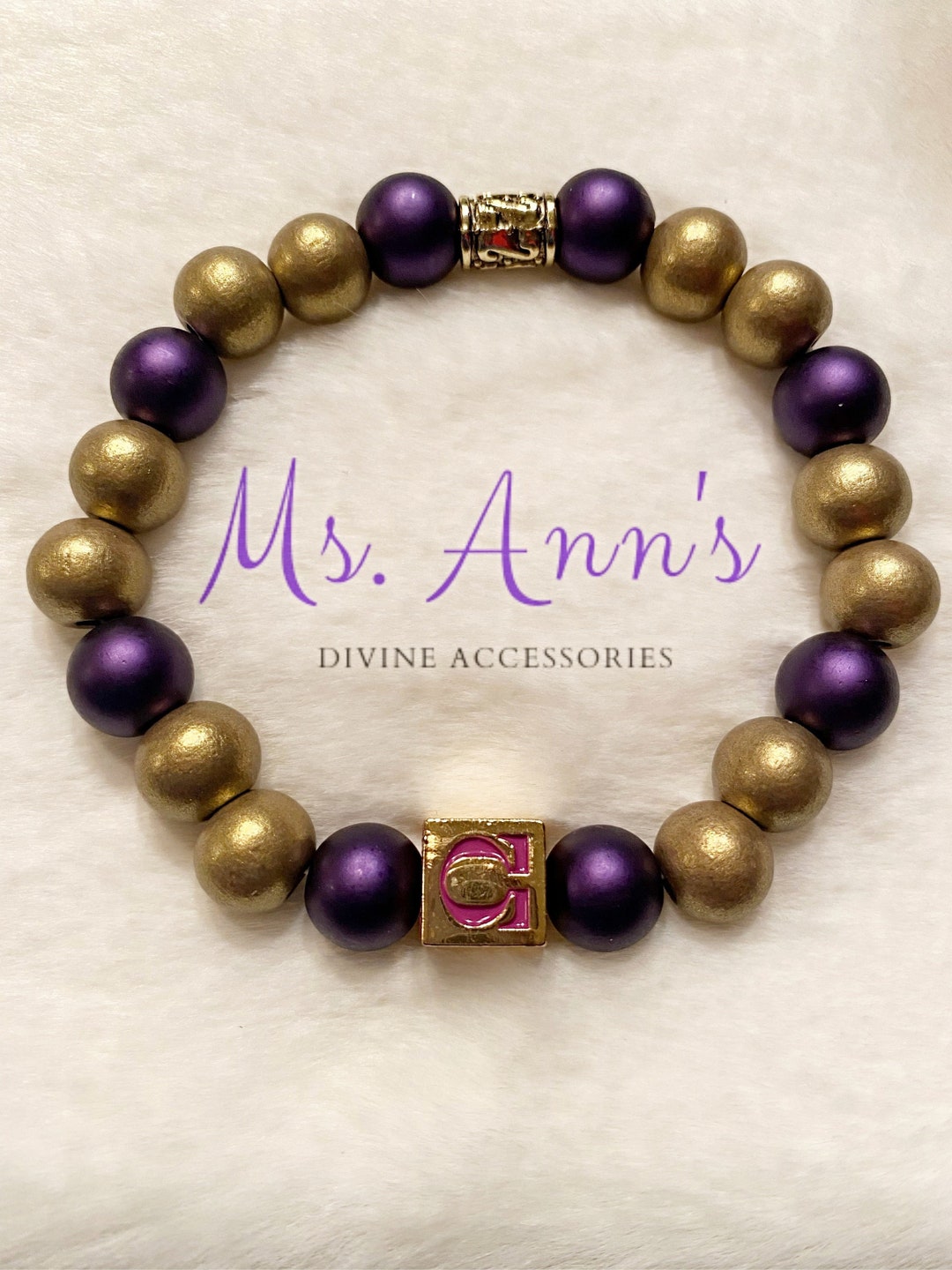 Omega Psi Phi Inspired Royal Purple and Old God Bracelet With Ω Bead - Etsy