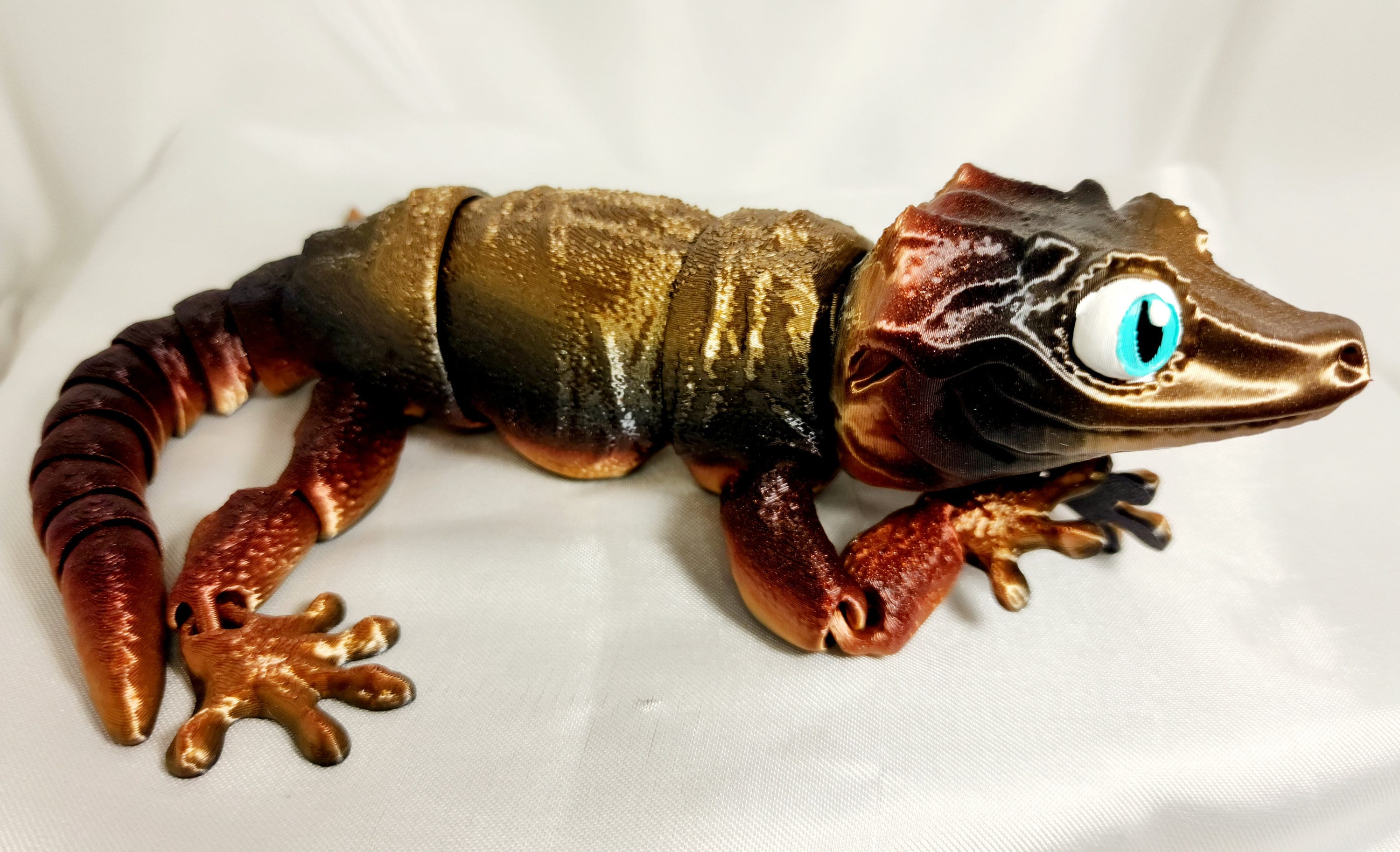 3D Printed Articulating Adult Gargoyle Gecko Toy - Hand Painted ...