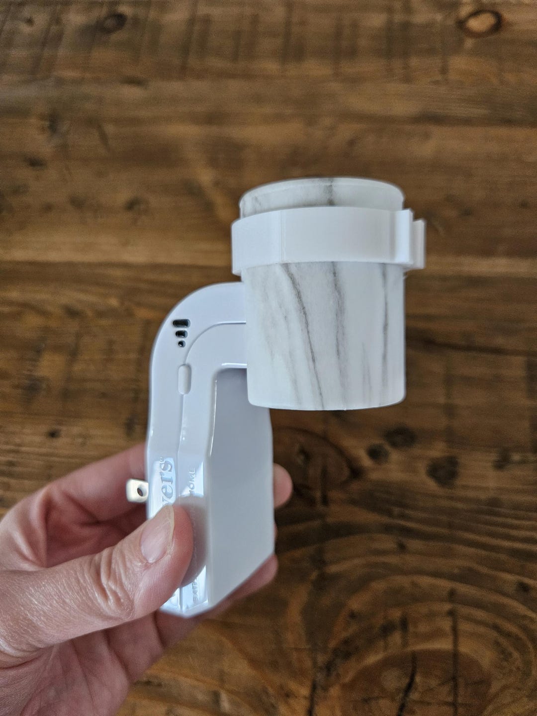 Bath & Body Works White Marble Wallflower Plug-in With Ring, Wallflower ...