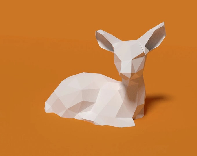 DIY Papercraft 3D Fawn On Rock PDF, Plantilla SVG para crear Deer Low ...