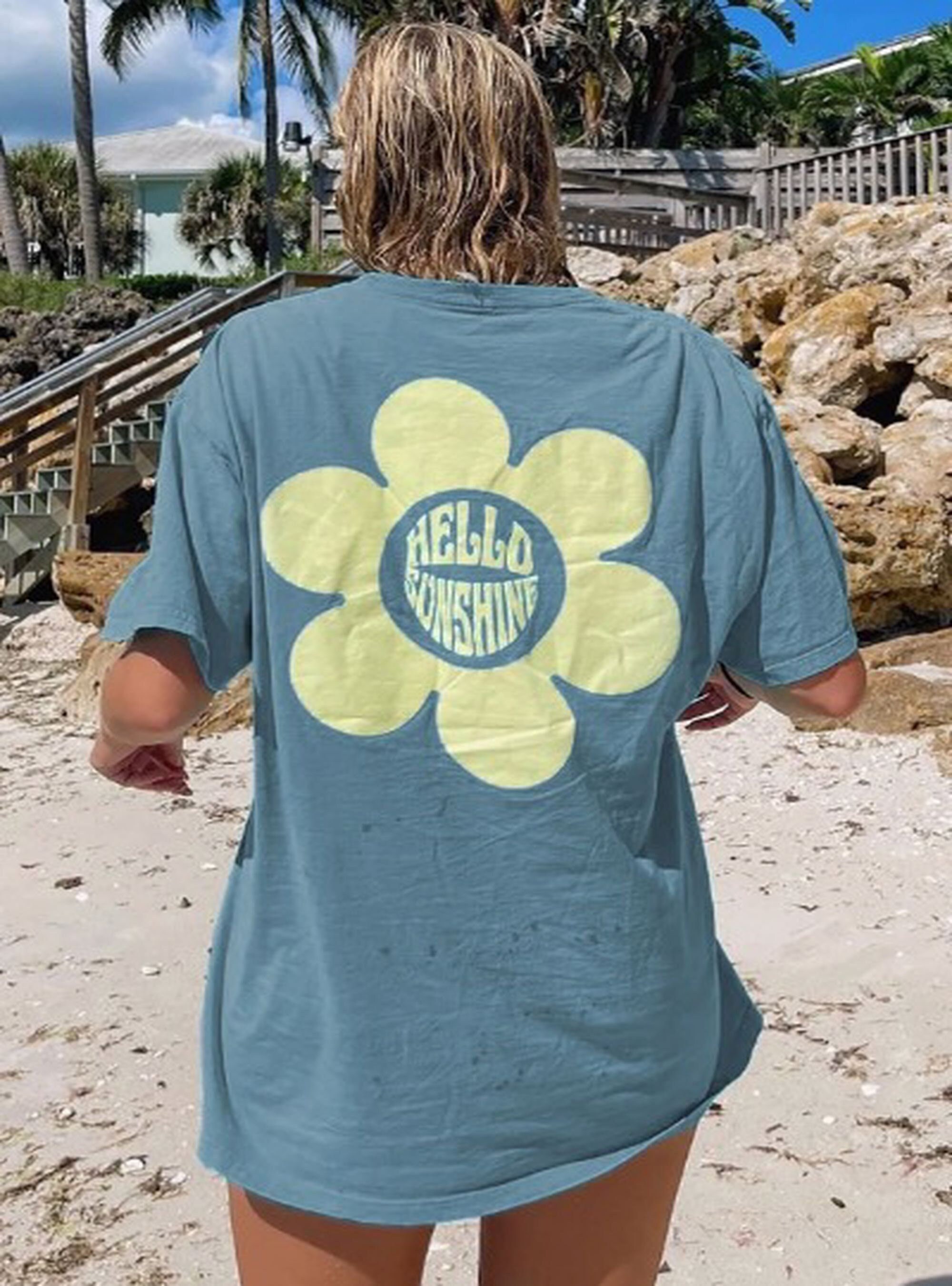 Hello Sunshine Shirt, T-shirt With Floral Print on the Back, Trend Girl ...