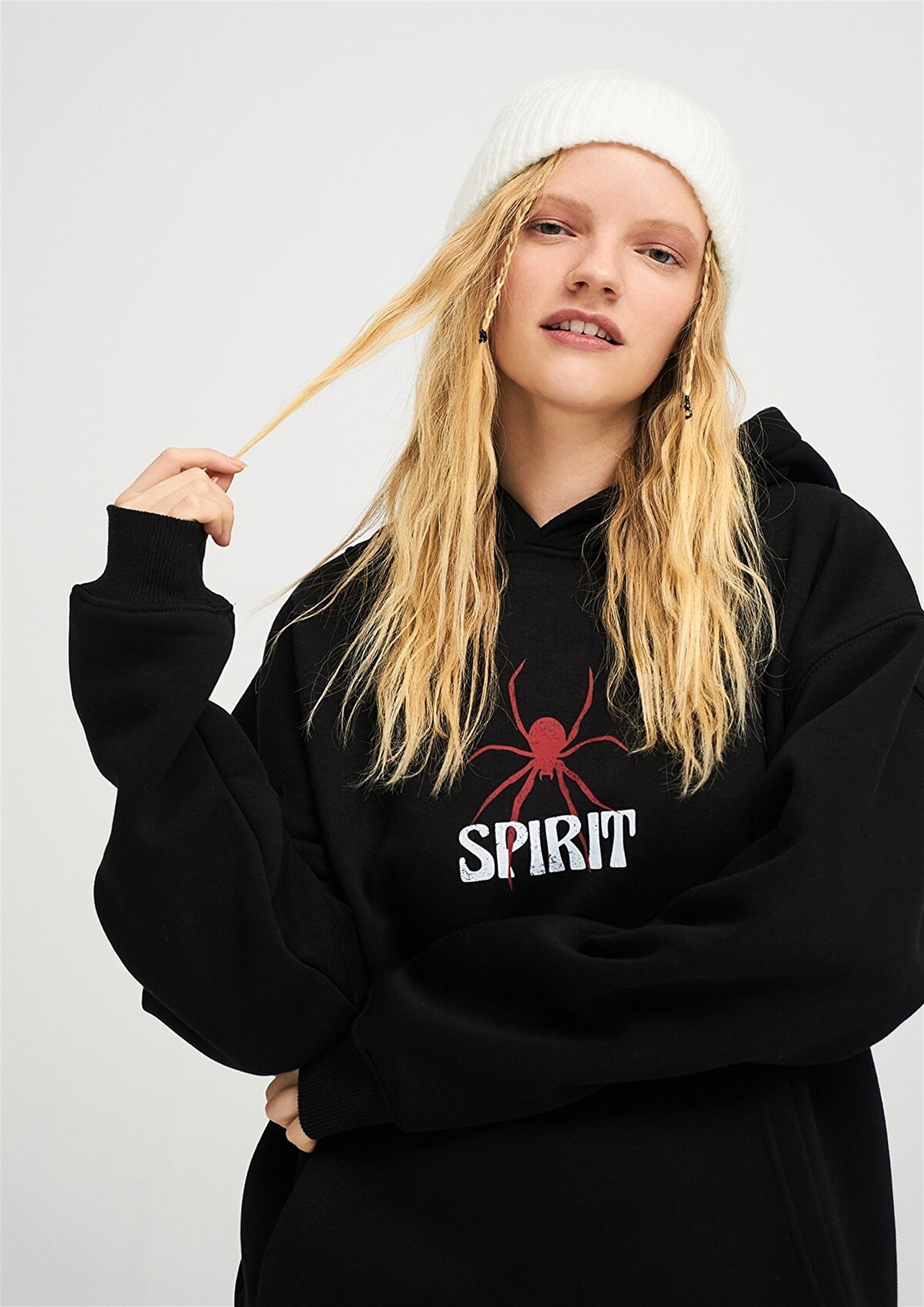 Spider Spirit Hoodie, Unisex Oversize Spider Sweatshirt, Spider Shirt ...