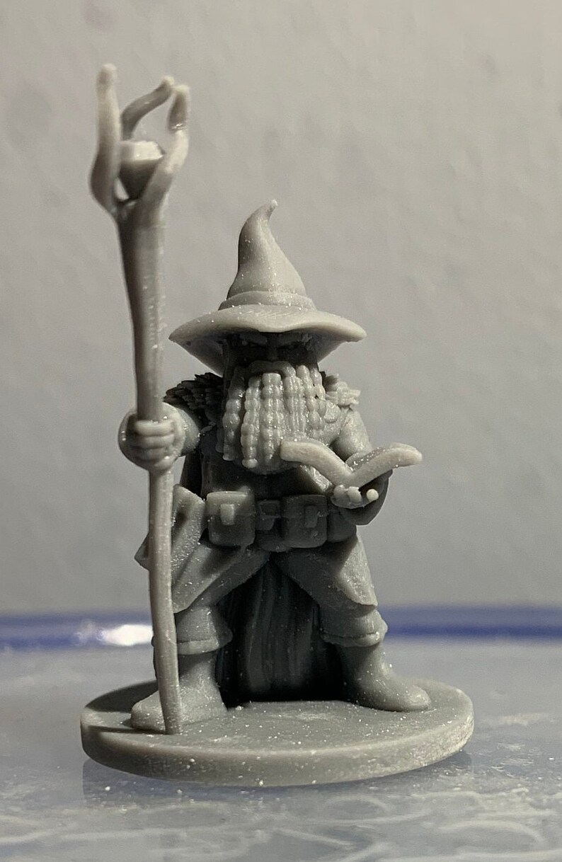 Male Dwarf Wizard Miniature - Mz4250 - Mage Sorcerer Warlock ...