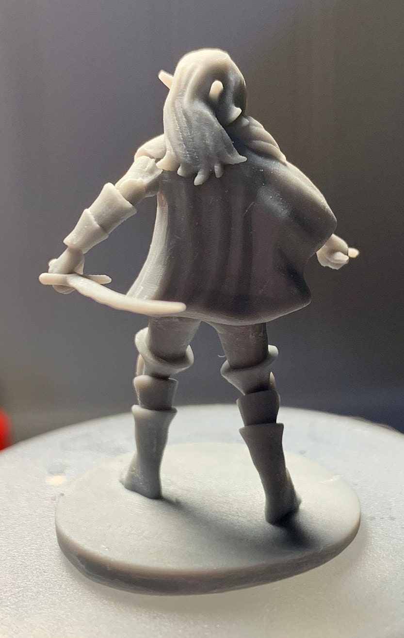 Female Elf Bladeslinger Miniature - Mz4250 - Fighter Swordsman Rogue D ...