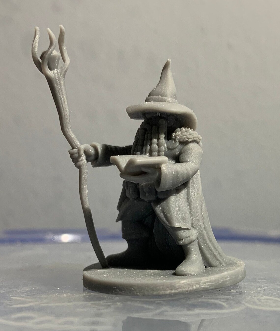 Male Dwarf Wizard Miniature - Mz4250 - Mage Sorcerer Warlock ...