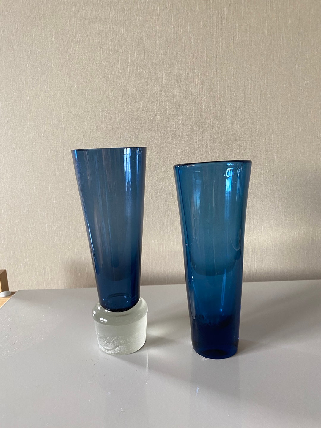 Two Blue Hand-blown Vases Bringing Color to Your Interior - Etsy