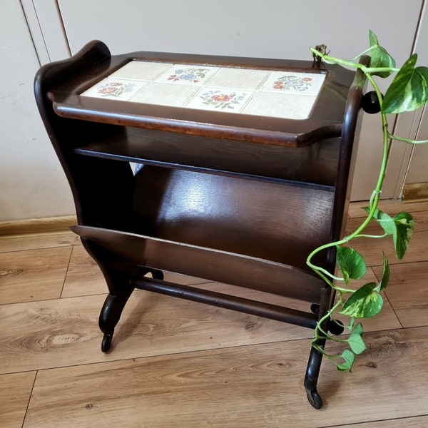 Magazine Rack Table - Etsy