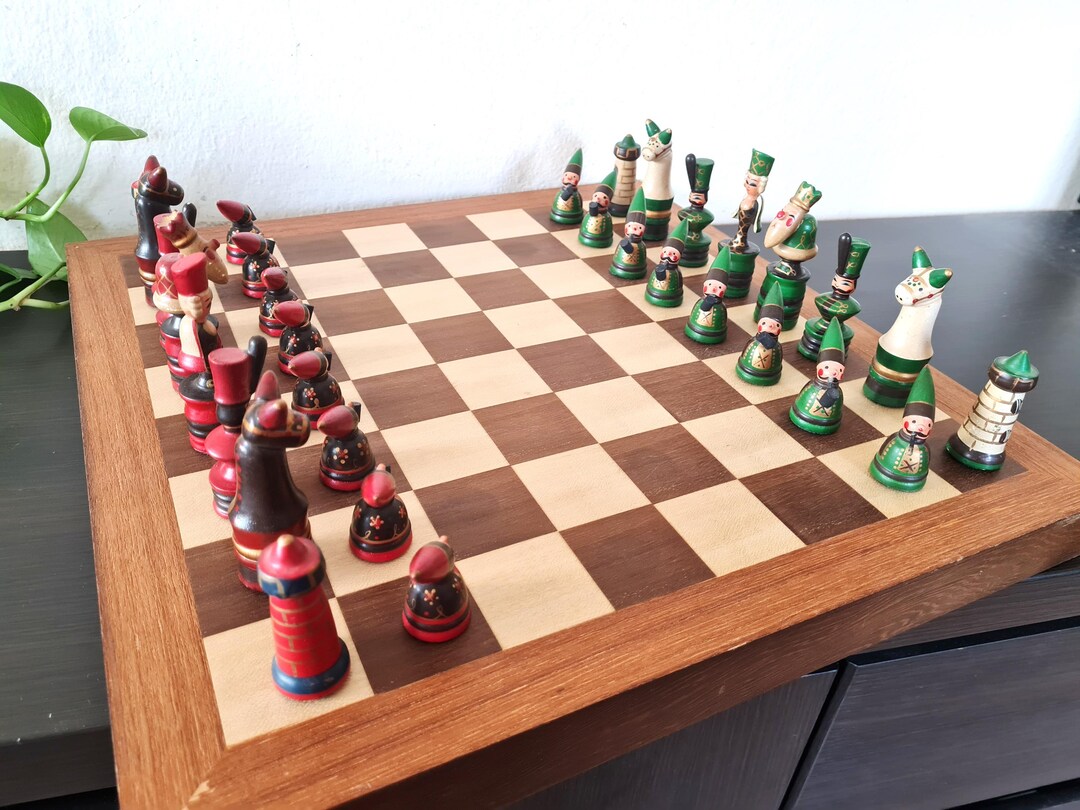Historical French Chess Set Themed Kingsway Red Green Pieces Large Wall ...