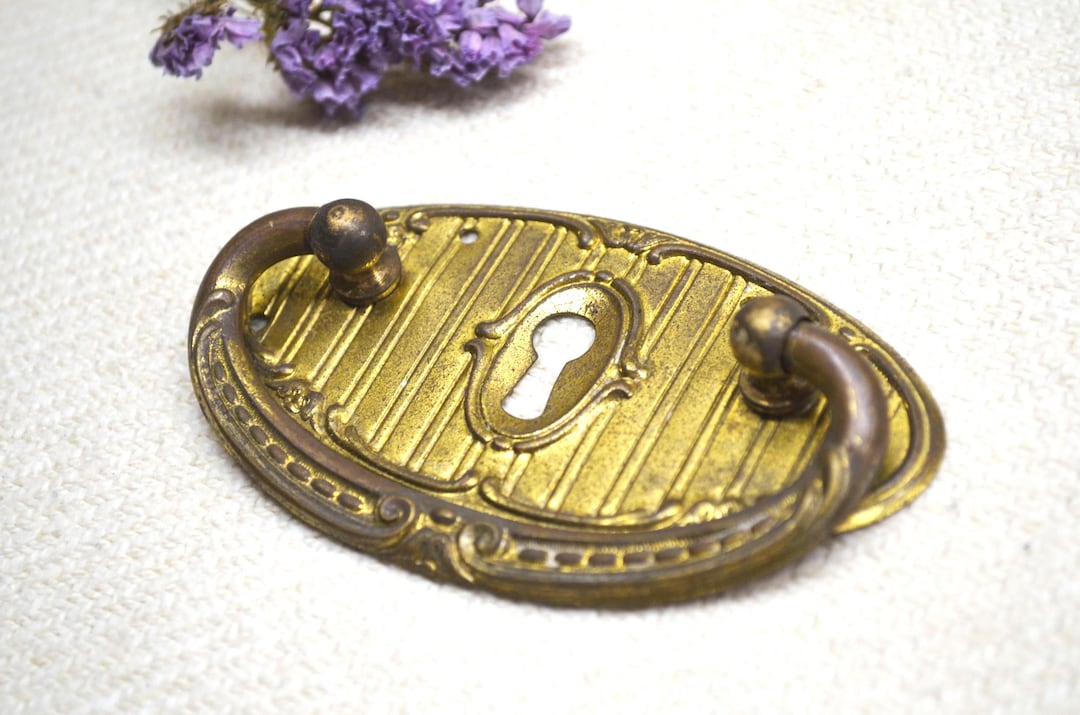 Antique Drawer Drop Pull Handle With Plate & Keyhole Cover Escutcheon ...