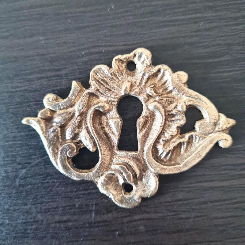 Keyhole Plates - Etsy