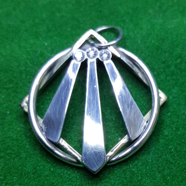 Bardic Grade Pendant - Etsy