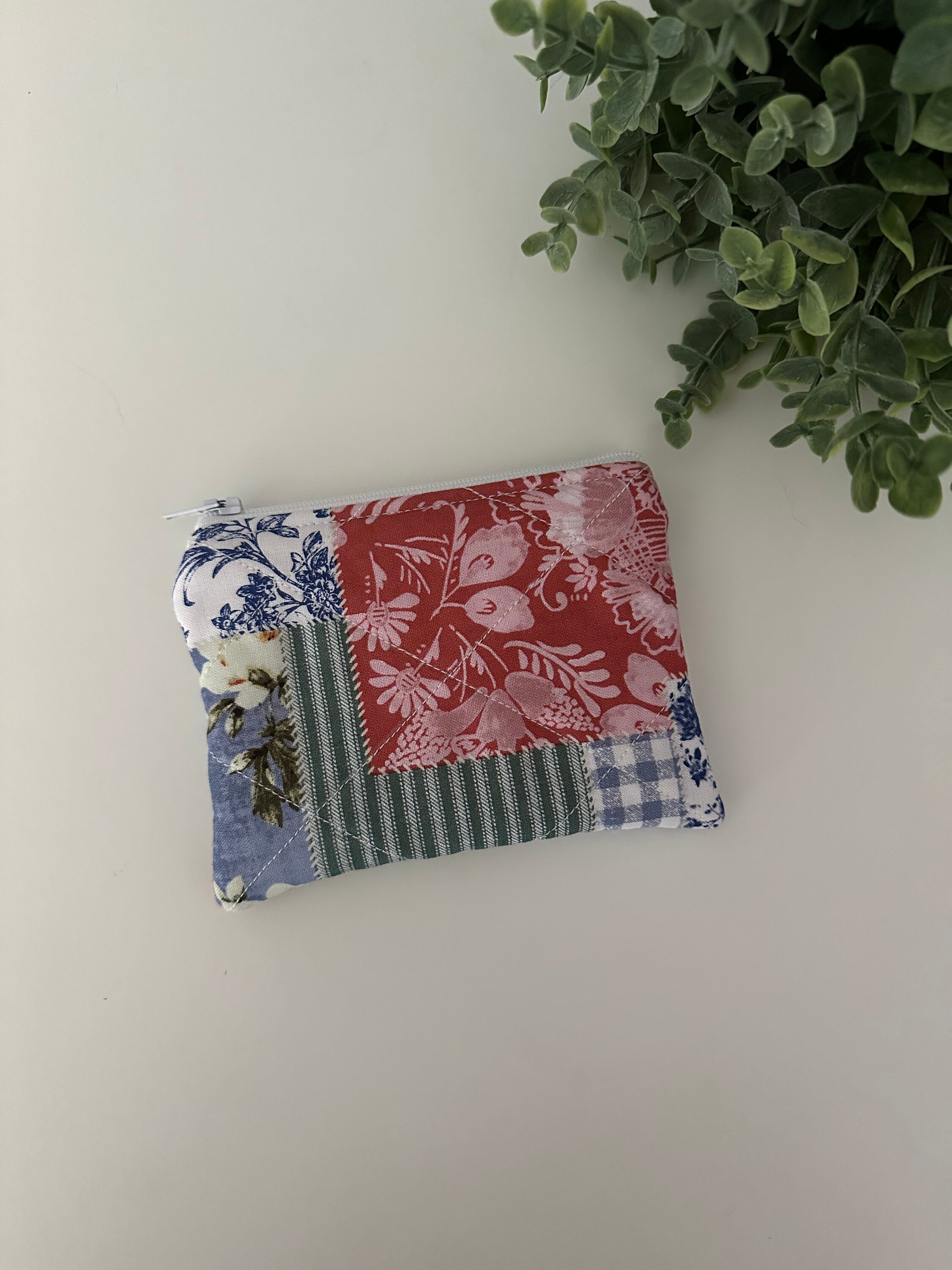 Handmade Multicolor Patchwork Quilted Coin Pouch, Coin Purse, Coin ...