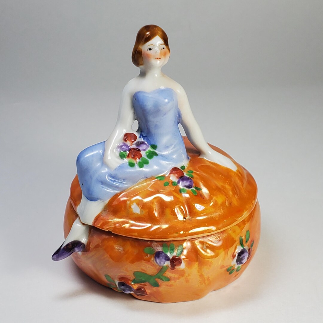 1920s Lusterware Sitting Lady Porcelain Powder Box Made in Japan - Etsy