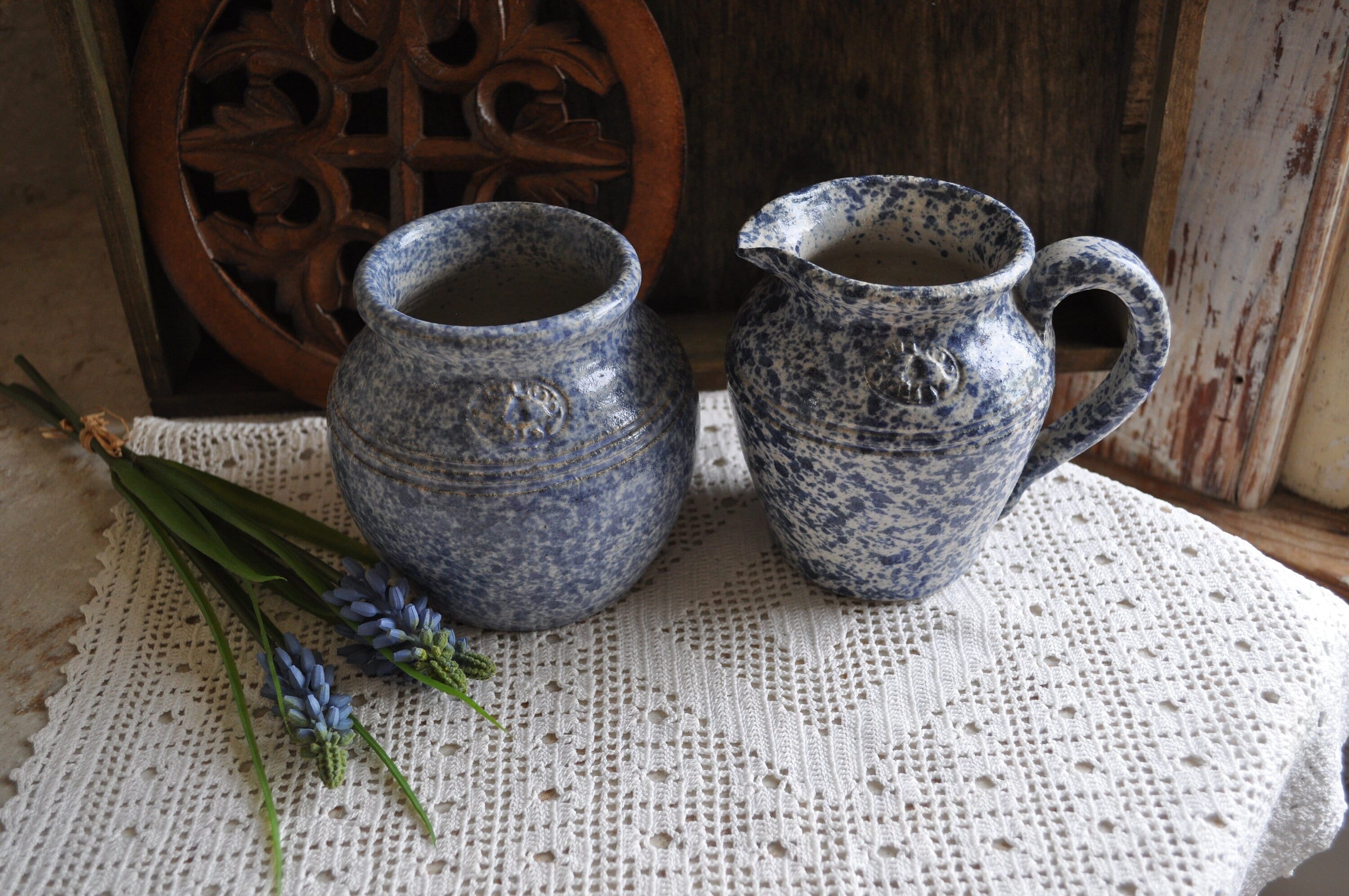 Kitchen & Dining Sets Vintage Pinewood Valley Pottery Blue and White ...