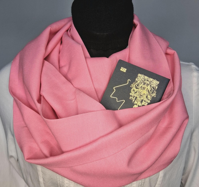 Linen Infinity Scarf With Zipper Pocket. Travel Security Shawl. Anti ...