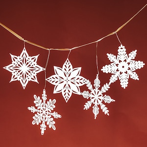 Paper Snowflakes Set of 5 Holiday Decor - Etsy
