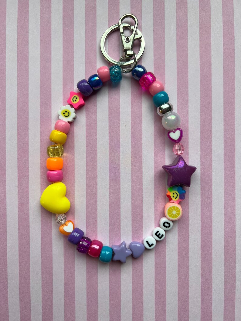 90’s Inspired Personalized Zodiac Beaded Keychain - Etsy