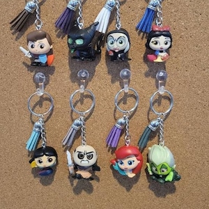 Disney Doorables Villains Rivaling Royals Keychains - Etsy